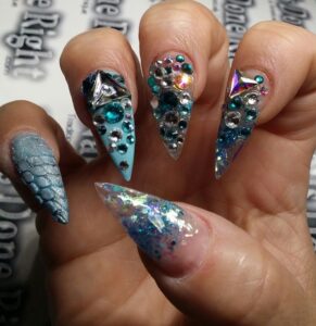 51 Stiletto Nails Designs and Ideas for all Nail Types (2021)