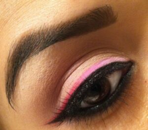 27 Eyeliner Styles and Looks for all Types of Eye Shapes