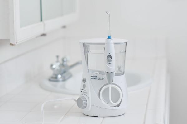 10 Best Water Flossers with Flossing Benefits (2022)